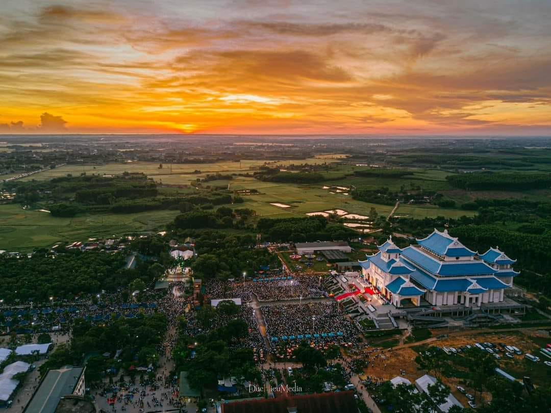 Lễ hội Kiệu La Vang - Đại lễ Công giáo lớn nhất tại Việt Nam - Eagle ...